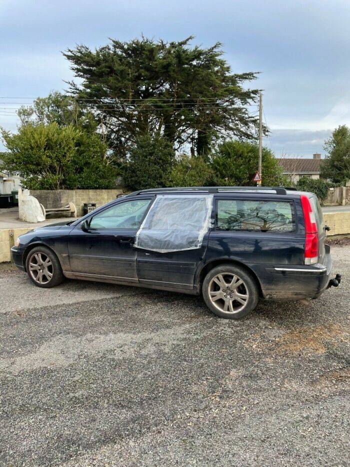 Dude's Ad For Used Volvo Is Brutally Honest - Funny Gallery | eBaum's World