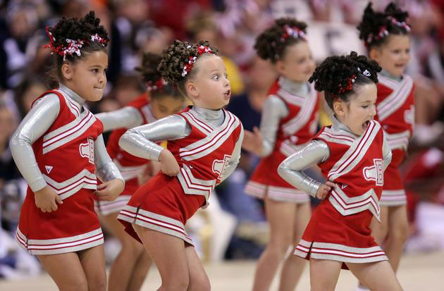 14 Hilarious Cheerleader Faces - Funny Gallery | eBaum's World